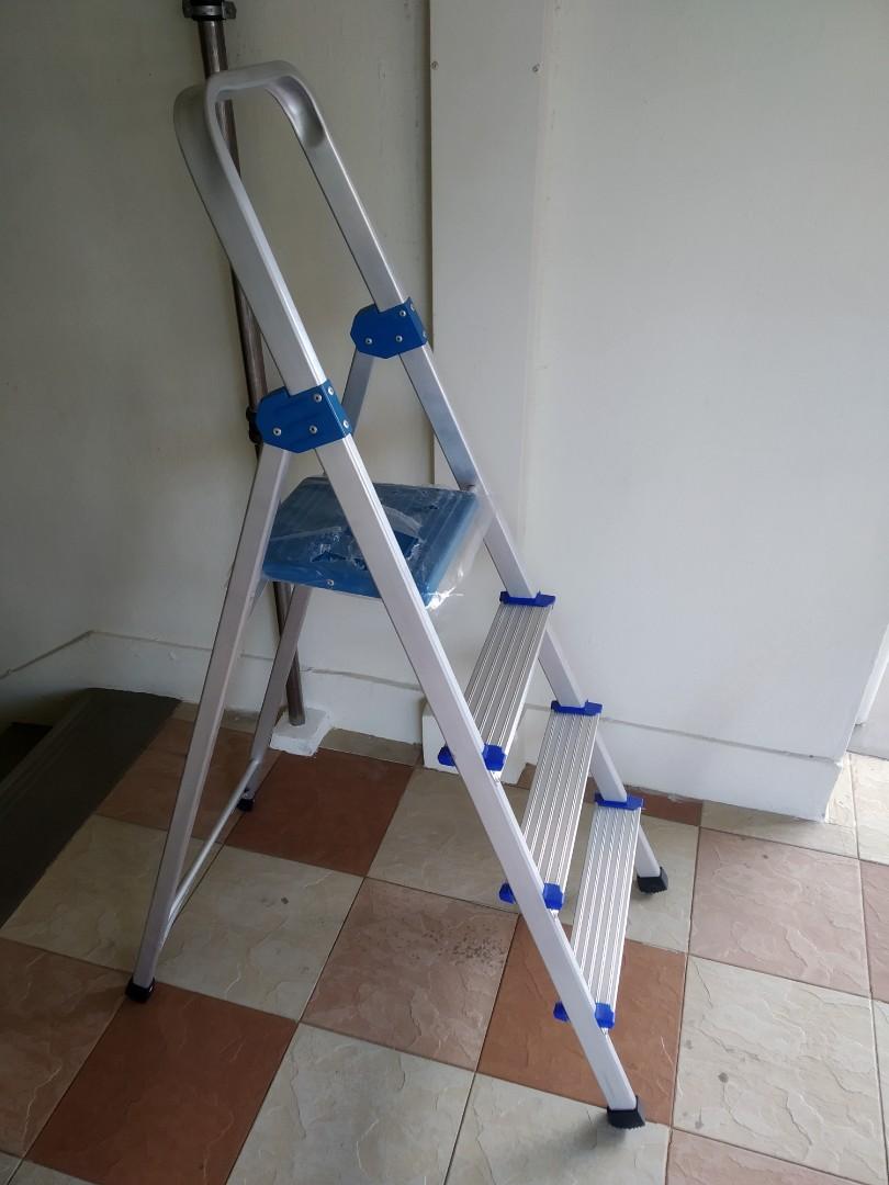 4 Steps Ladder, Furniture & Home Living, Furniture, Other Home ...