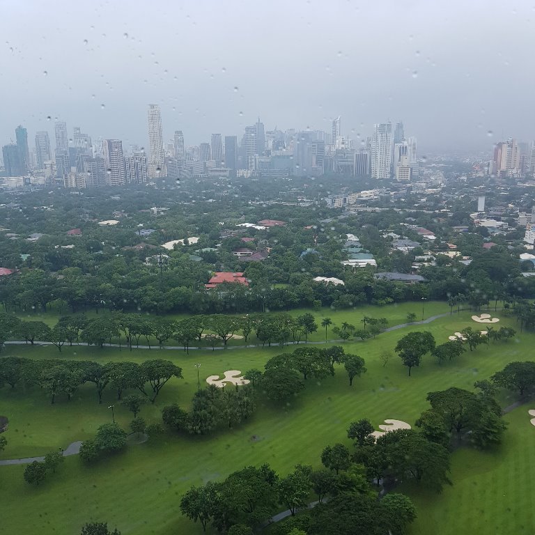 Bellagio 2 Bedroom Parking For Rent Manila Golf Course Condo Burgos ...
