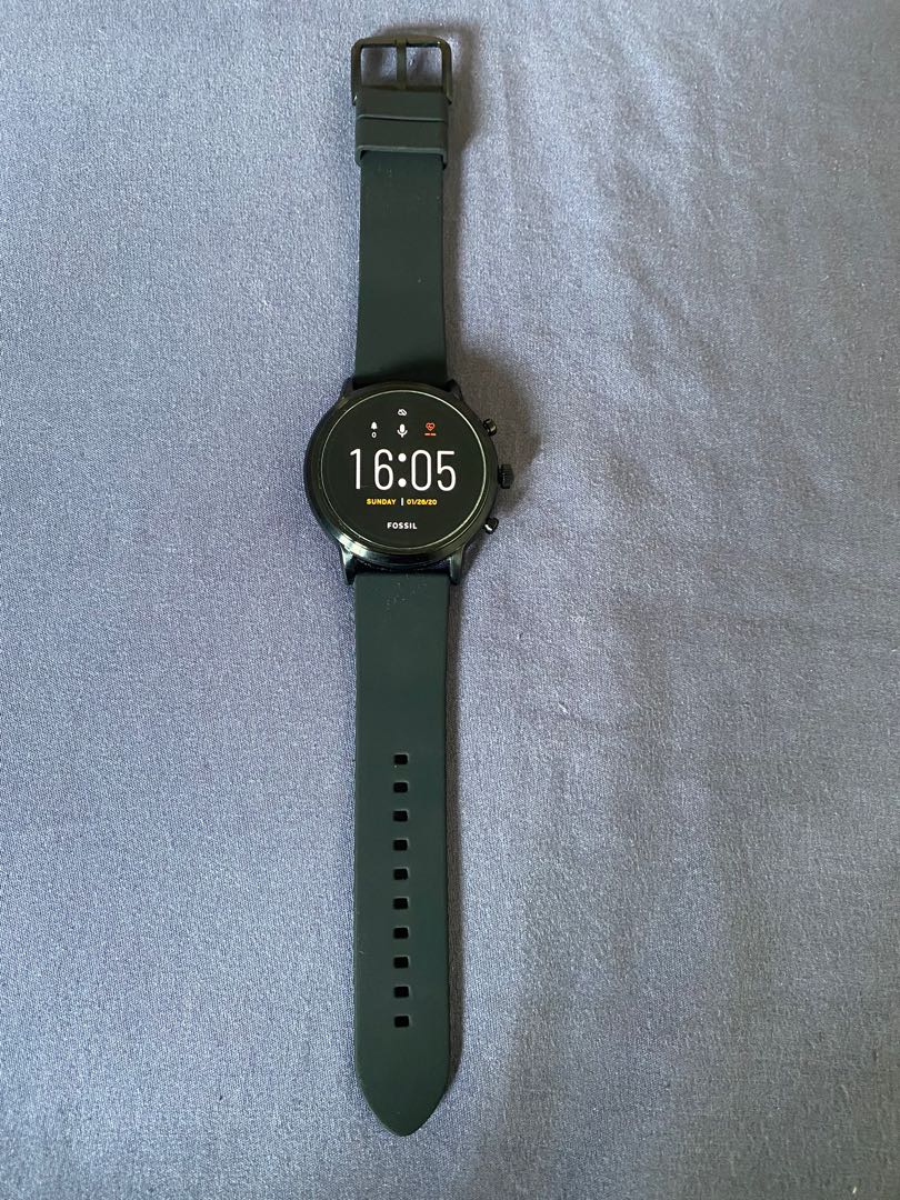 Fossil gen 5 watch, Men's Fashion, Watches on Carousell