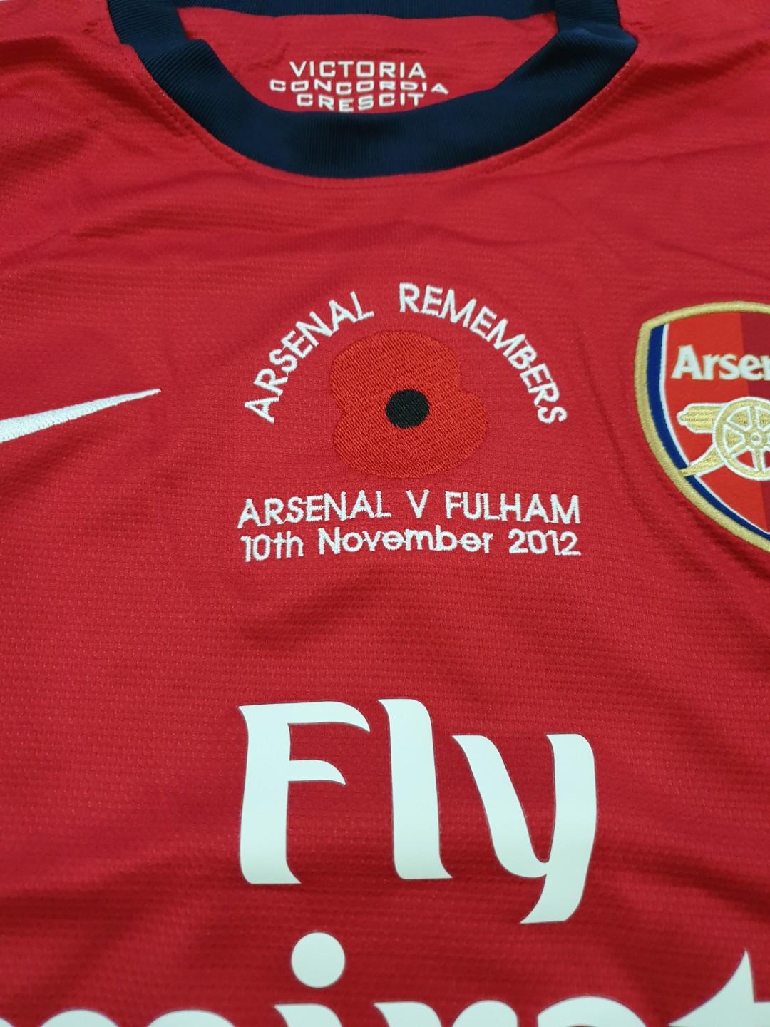 11 years old!!!! Nike Arsenal Player Issue Poppy Jersey Mertesacker ...