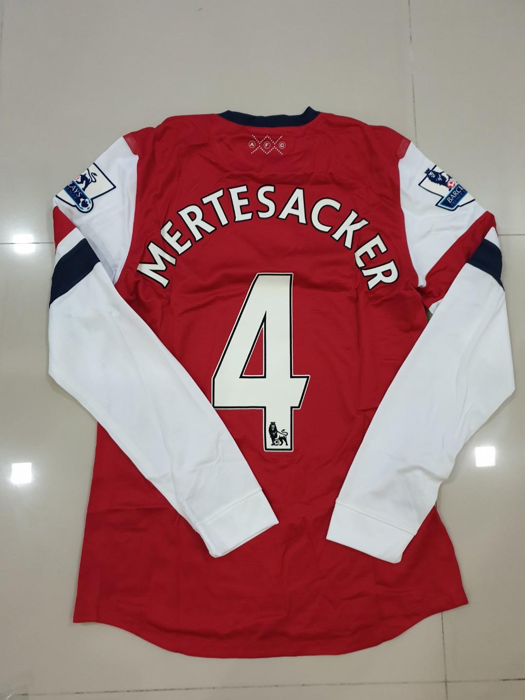 11 years old!!!! Nike Arsenal Player Issue Poppy Jersey Mertesacker ...