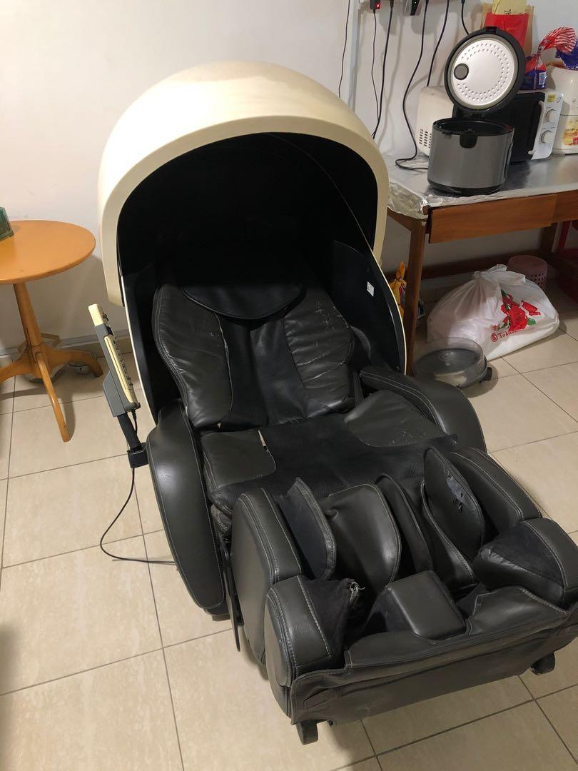 Osim uSpace Massage Chair, Health & Nutrition, Massage Devices on Carousell