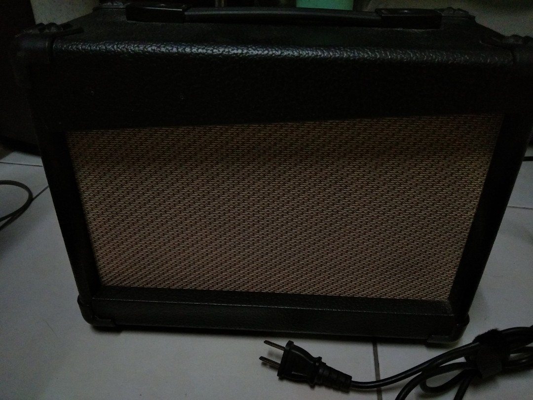 RJ Guitar Amplifier, 10 watts, Hobbies & Toys, Music & Media, CDs ...