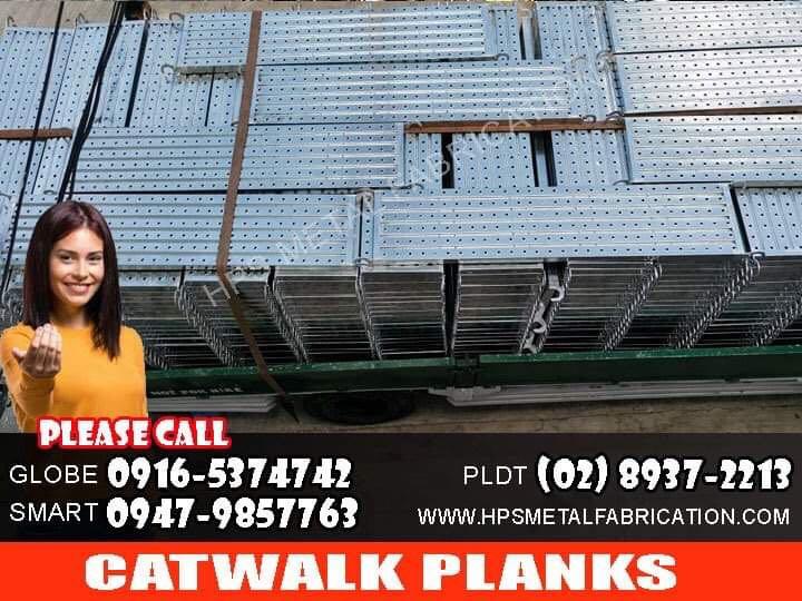 Catwalk ba? Marami tayo niyan mga Bossing. Scaffolding Catwalk Base ...