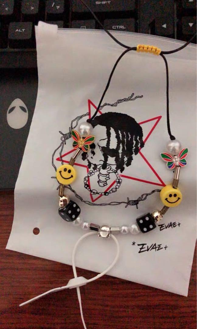 Evae Mob smiley pearl necklace, Women's Fashion, Jewelry & Organisers ...