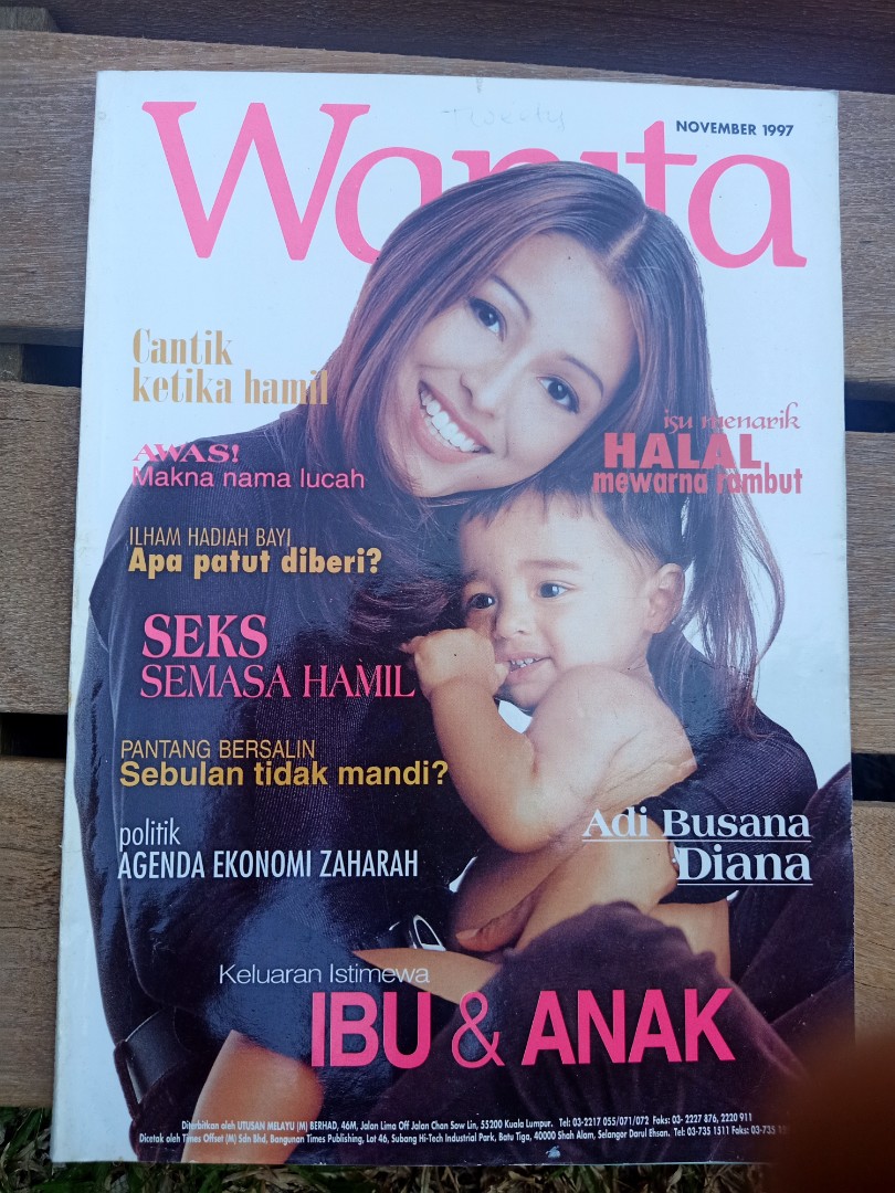 Majalah wanita 1997- azah aziz, Hobbies & Toys, Books & Magazines ...