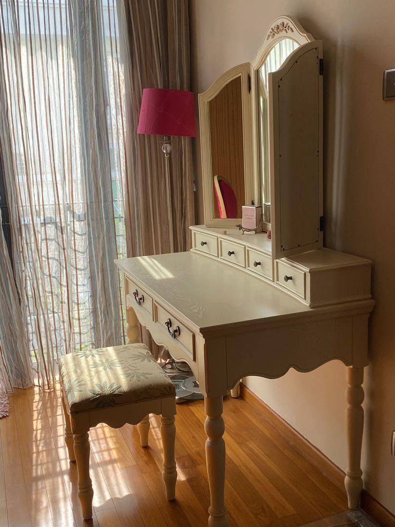 Victorian Princess Dressing Table Set, Furniture & Home Living ...