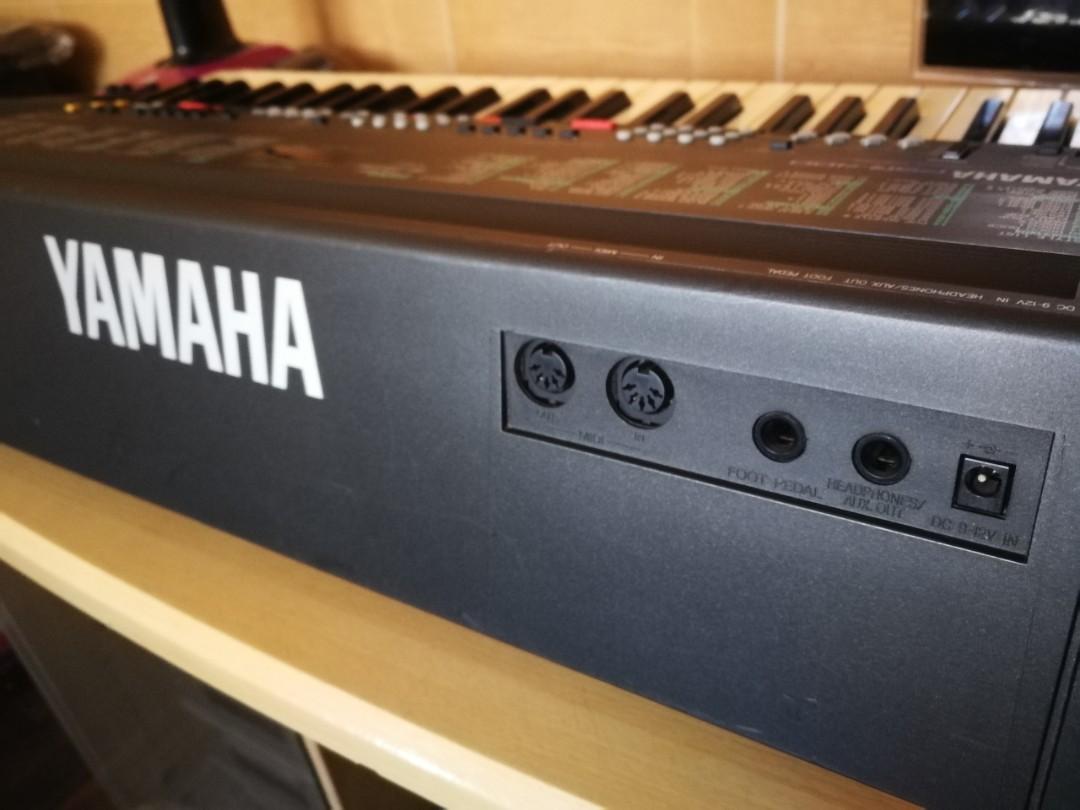 Yamaha PSR-400 61-Key Touch Sensitive Keyboard, Hobbies & Toys, Music ...