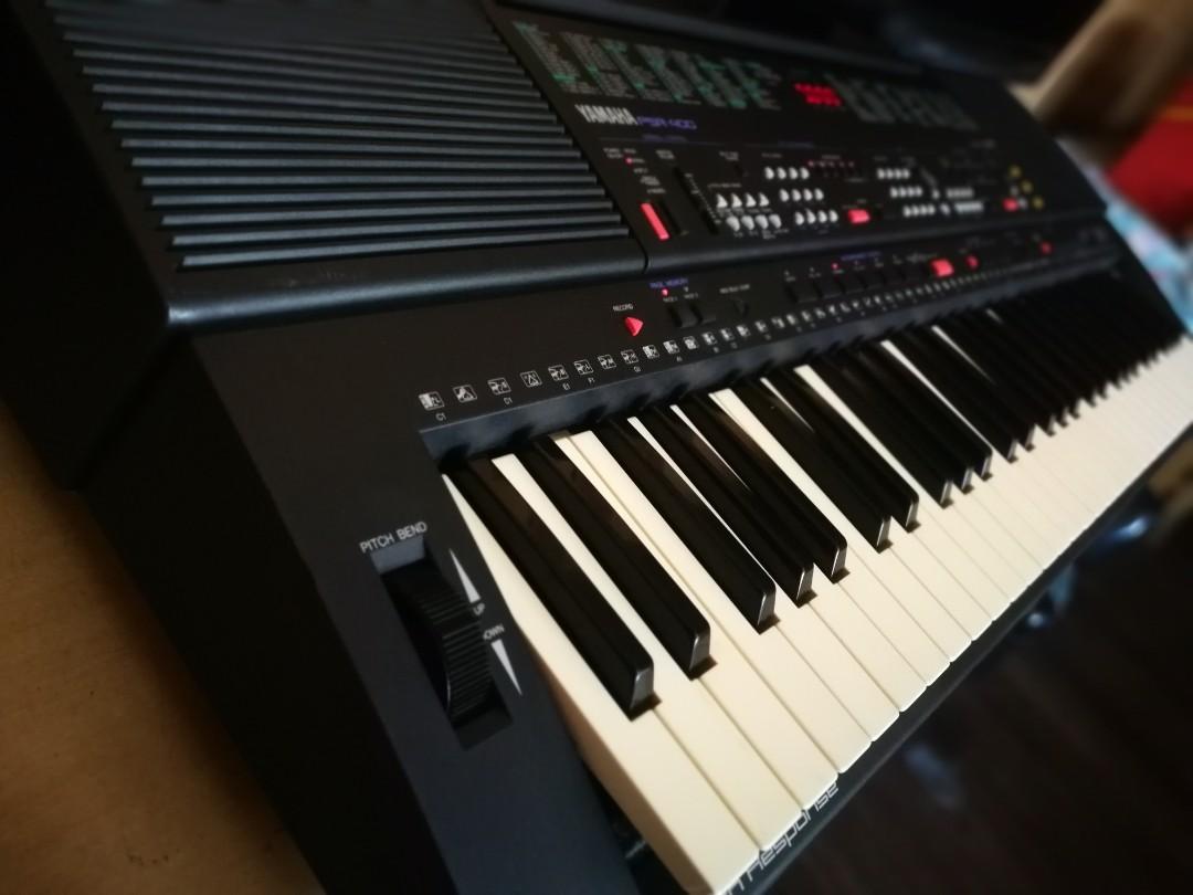 Yamaha PSR-400 61-Key Touch Sensitive Keyboard, Hobbies & Toys, Music ...