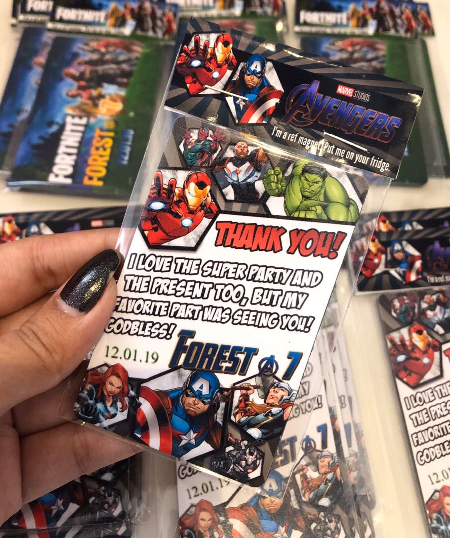 Personalized Ref magnets with tag souvenirs giveaways, Looking For on ...