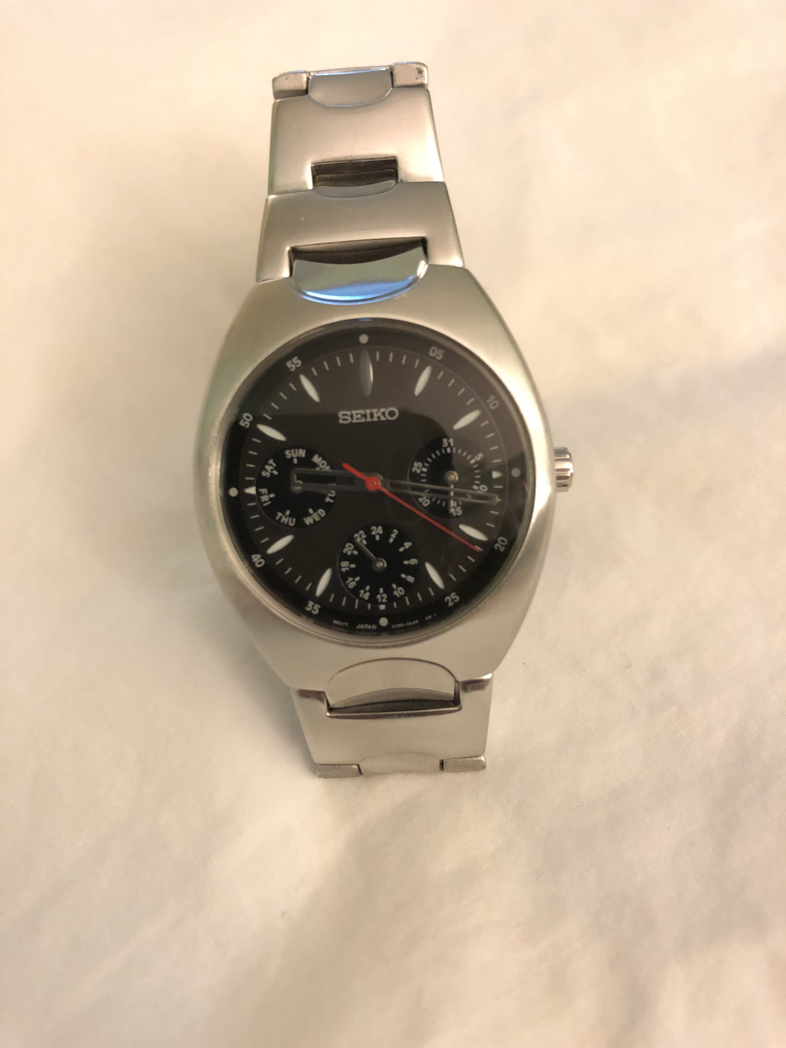 Seiko women watch, Women's Fashion, Watches & Accessories, Watches on ...