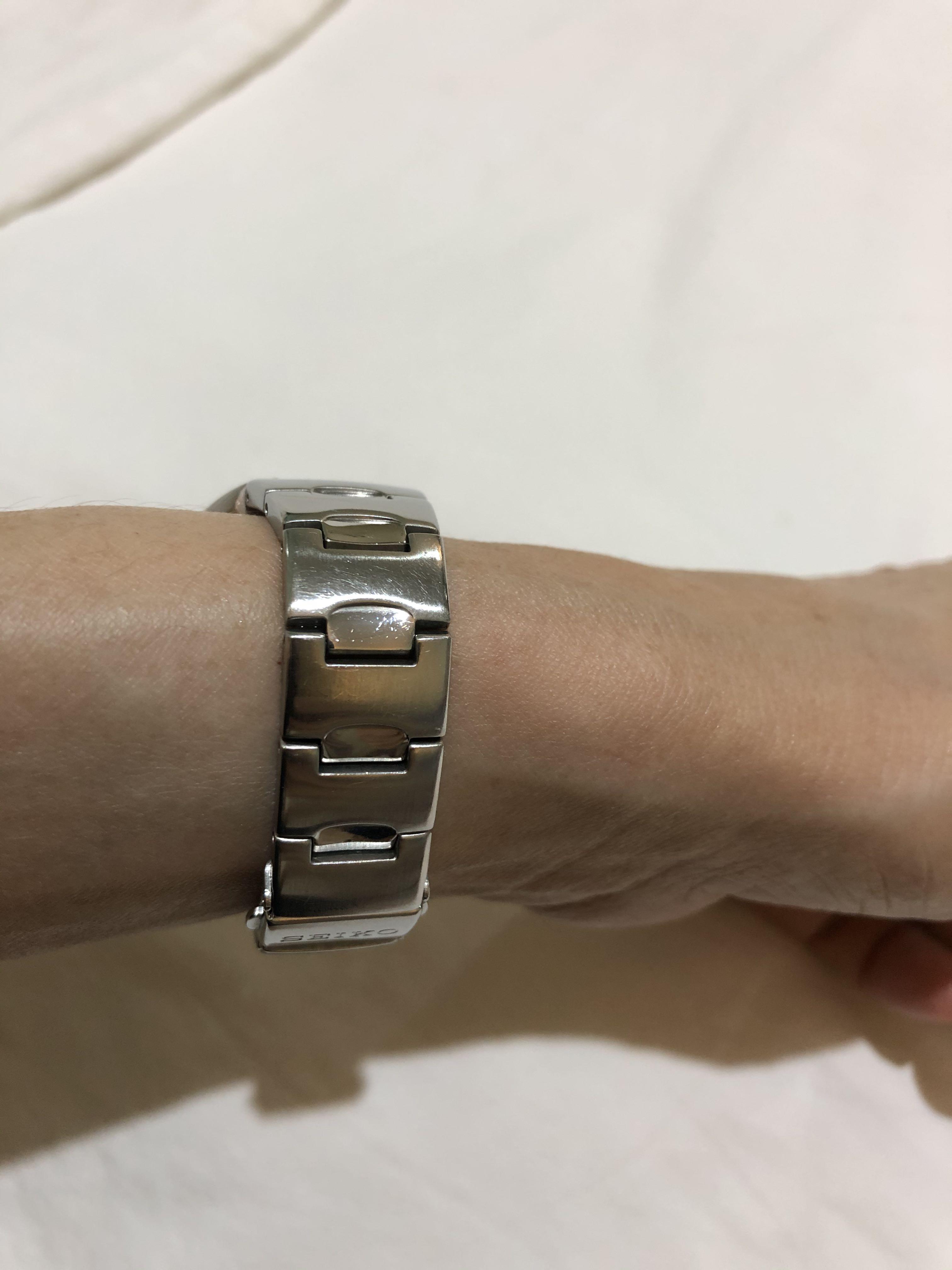 Seiko women watch, Women's Fashion, Watches & Accessories, Watches on ...