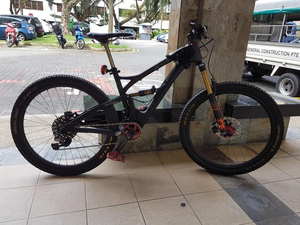 Yeti SB5 c small matt black mtb, Sports Equipment, Bicycles & Parts ...