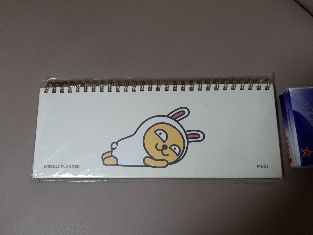 Line Friends 週曆簿, 興趣及遊戲, 手作＆自家設計, 其他 - Carousell