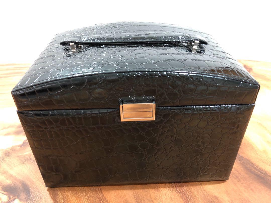 Premium Jewelry Box Black, Women's Fashion, Jewelry & Organisers ...