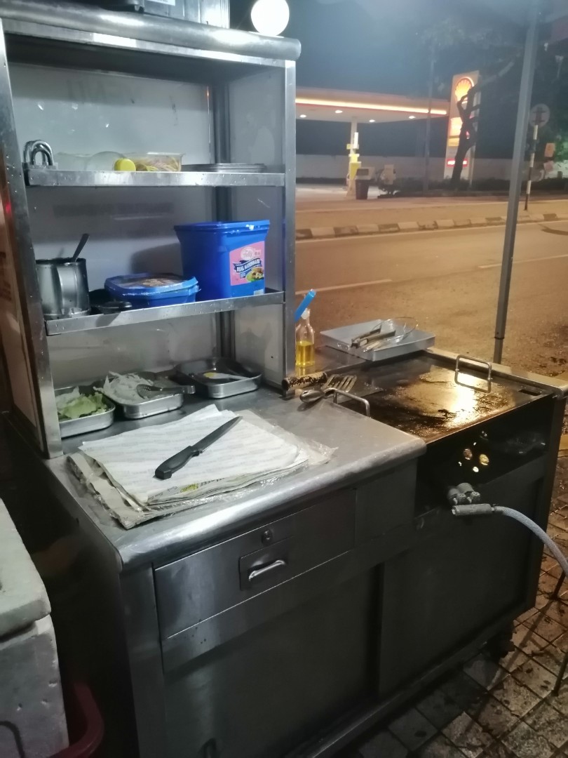 Stall burger, kuali, dapur, Furniture & Home Living, Bathroom & Kitchen ...