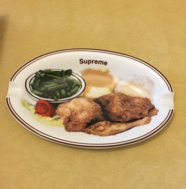Supreme chicken dinner plate white, Furniture & Home Living ...