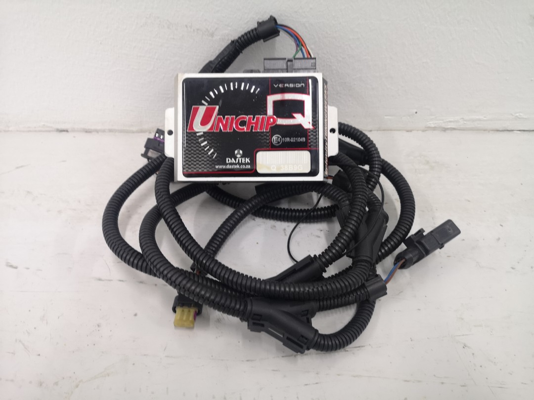 Unichip Version Q piggyback VW Mk7 GTI, Car Accessories, Accessories on ...