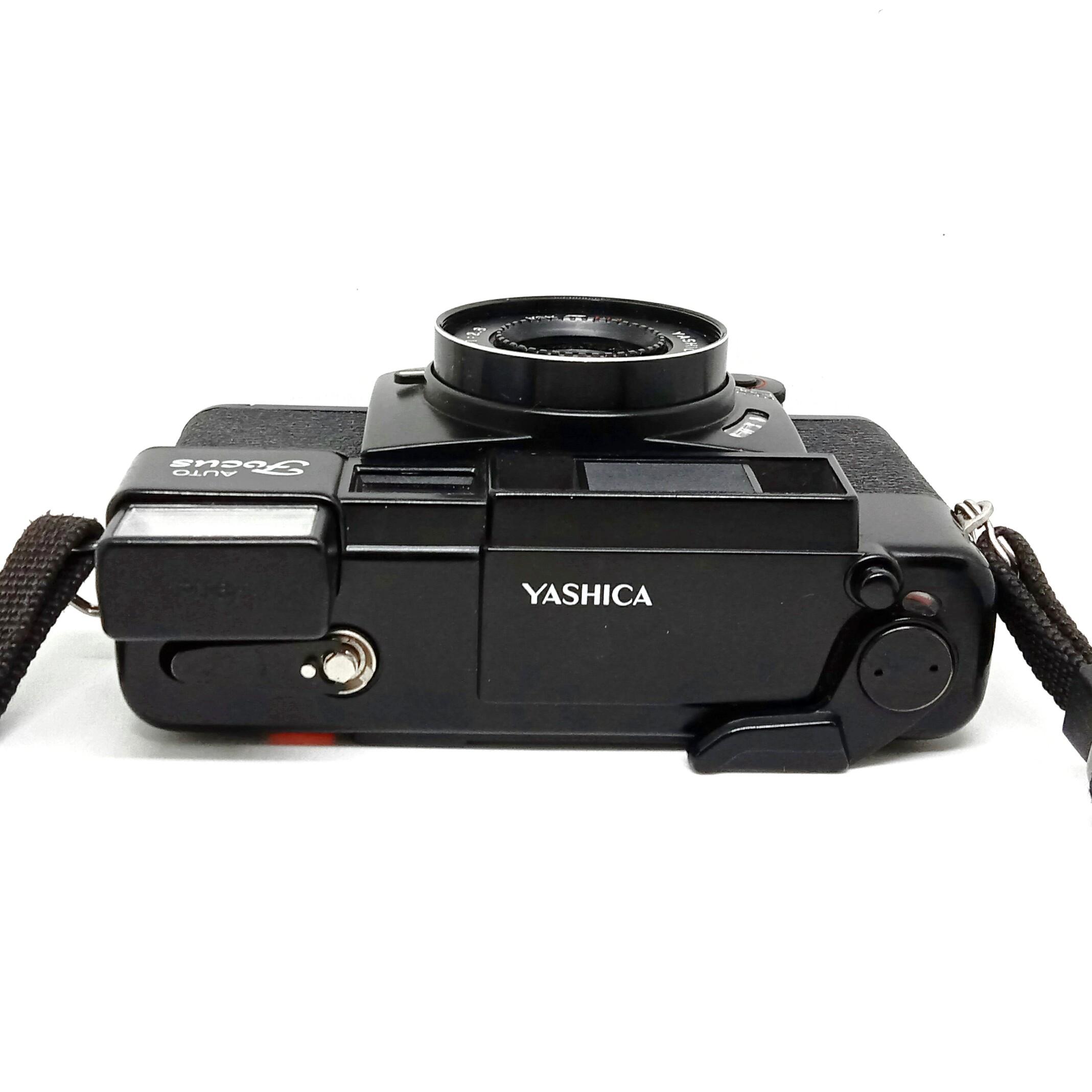 Yashica Auto Focus 35mm Film Camera, Photography, Cameras on Carousell