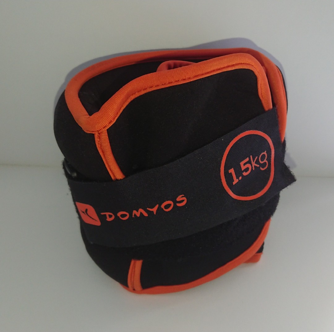 DOMYOS Hand/Leg Adjustable Weight, Sports Equipment, Exercise & Fitness ...