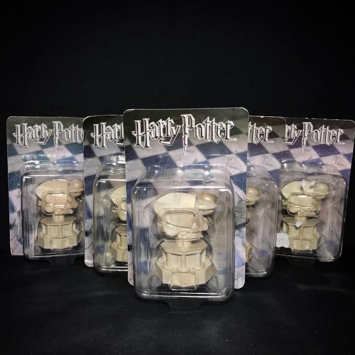 Harry Potter Wizard Chess Set by DeAgostini (7 exploding white pawns ...
