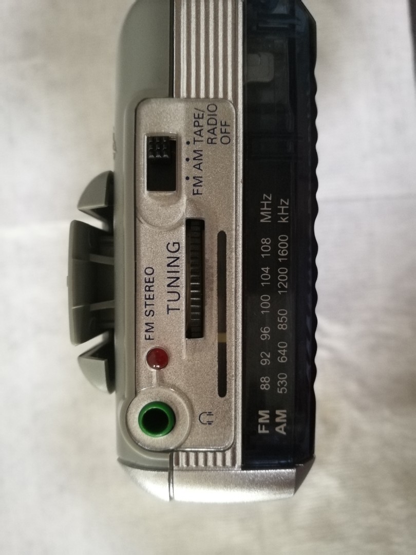 Philips cassette player, Audio, Portable Music Players on Carousell