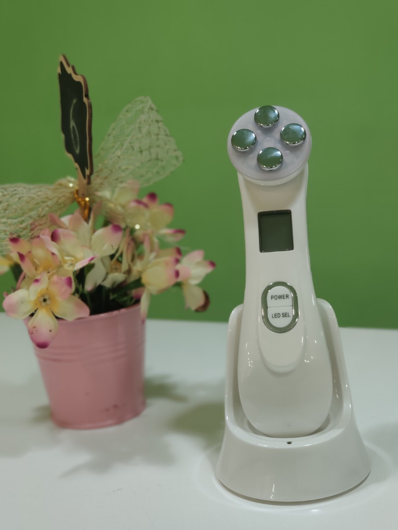 RF Perfecting Wand, Beauty & Personal Care, Face, Face Care on Carousell