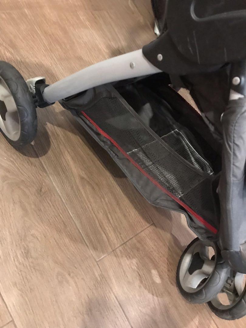 Graco 3 wheel stroller, Babies & Kids, Going Out, Strollers on Carousell