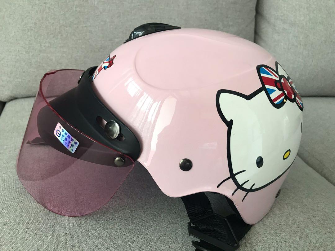 Hello Kitty Helmet, Everything Else on Carousell