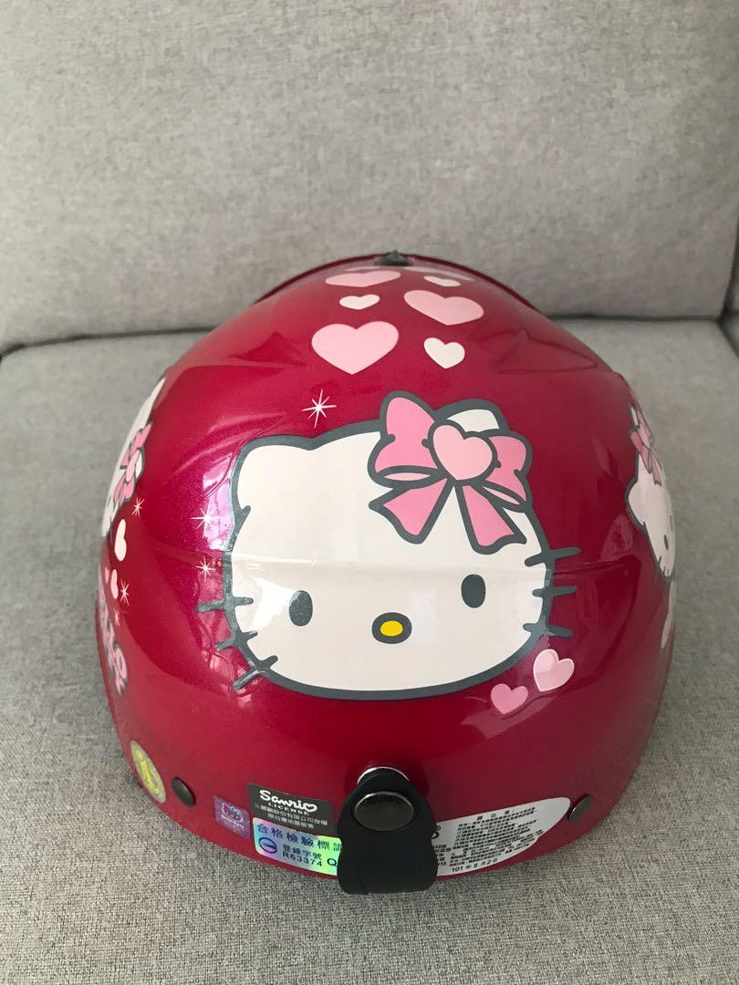 Hello Kitty Helmet, Everything Else on Carousell
