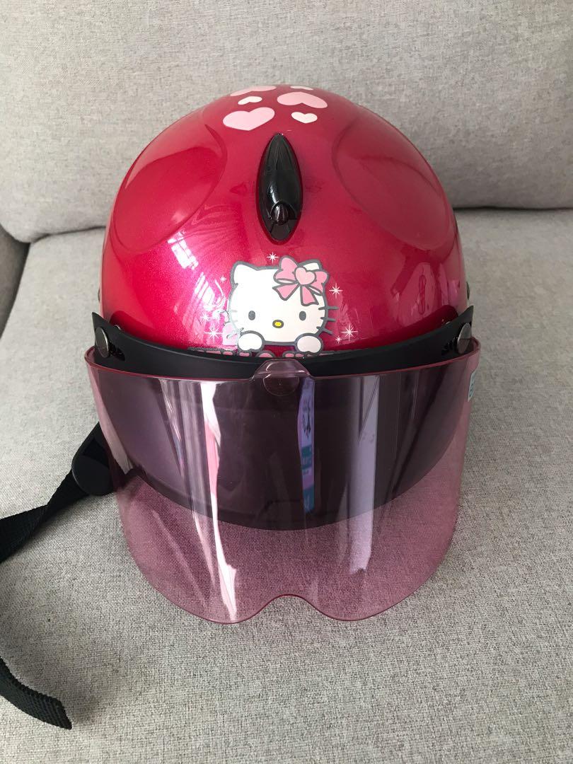 Hello Kitty Helmet, Everything Else on Carousell