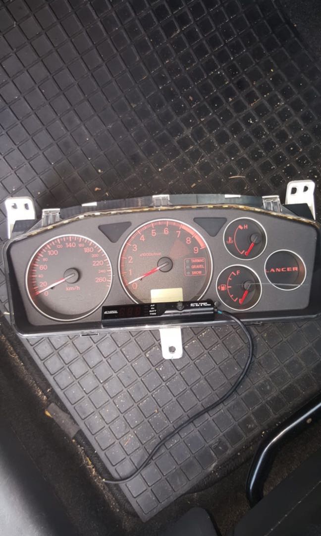 Lancer CS3 Gauge Meter Cluster, Car Accessories, Accessories on Carousell