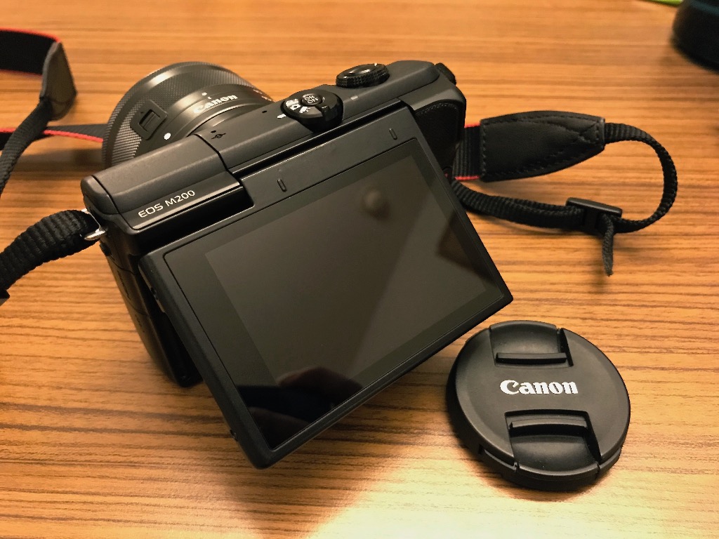 Canon EOS M200 Mirrorless, Photography, Cameras on Carousell