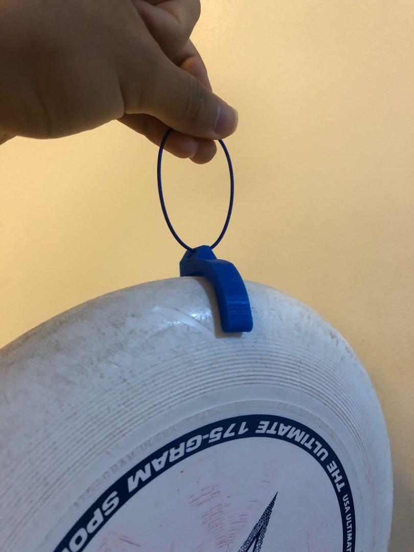 Disc Clip / Frisbee Clip, Sports Equipment, Sports & Games, Racket ...