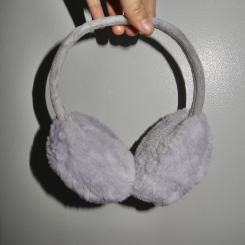 Ear muffs, Women's Fashion, Watches & Accessories, Other Accessories on ...