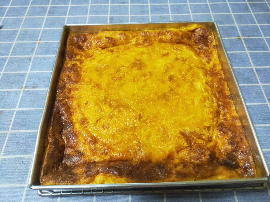 Kuih bakar roti, Food & Drinks, Homemade Bakes on Carousell