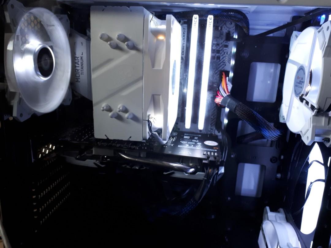 Mid Gaming Pc - White and Black Aesthetic Build, Computers & Tech ...