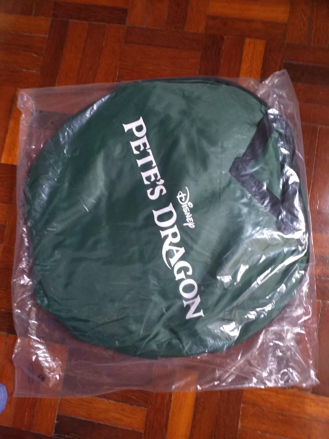 Pete's Dragon mini tent original Disney collector's item, Hobbies ...