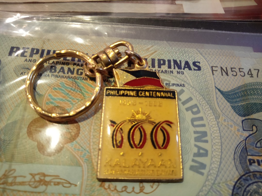 Philippine Centennial 1898-1998 Key Chain, Hobbies & Toys, Memorabilia ...