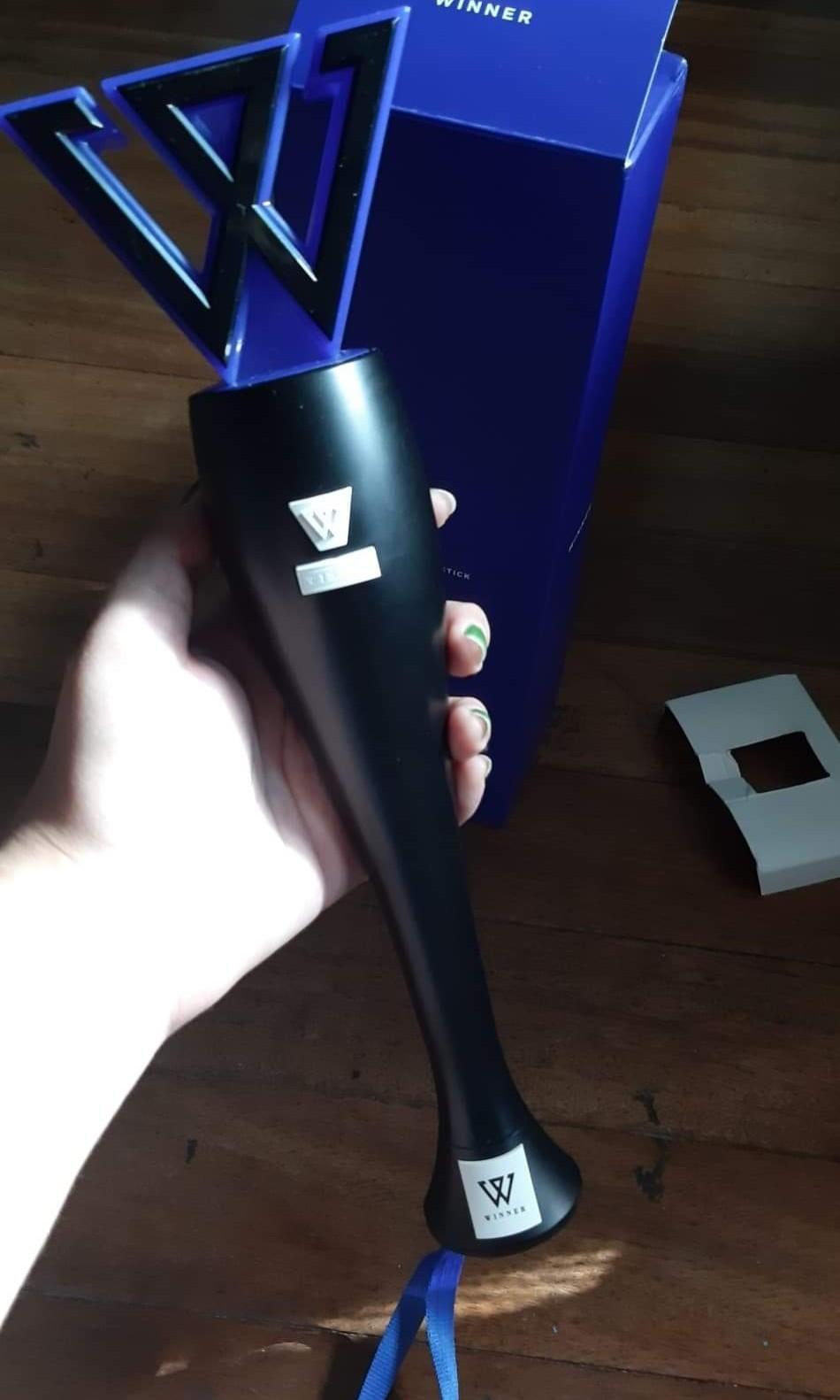 Winner Ver1 Lightstick (black), Hobbies & Toys, Memorabilia ...