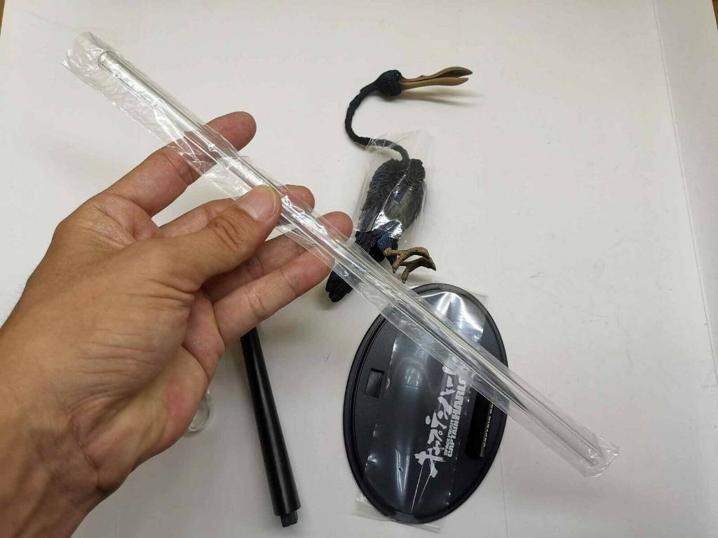 1/6 scale Hot Toys Space Pirate Captain Harlock Mr. Bird with ...