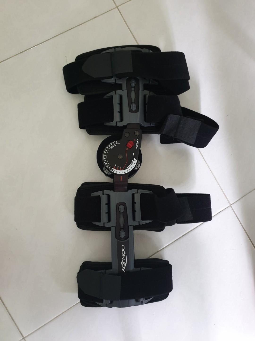Donjoy Knee Ranger Brace, Health & Nutrition, Braces, Support ...