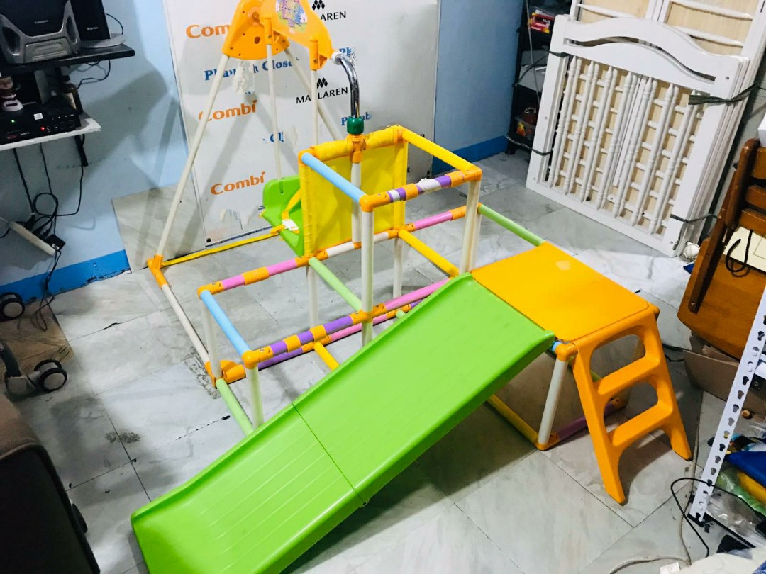 Foldable slide and crawl Play yard, Hobbies & Toys, Toys & Games on ...