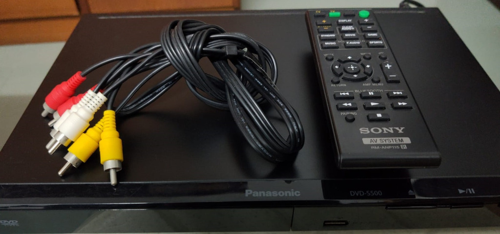 Panasonic DVD-S500, TV & Home Appliances, TV & Entertainment, Blu-Ray ...