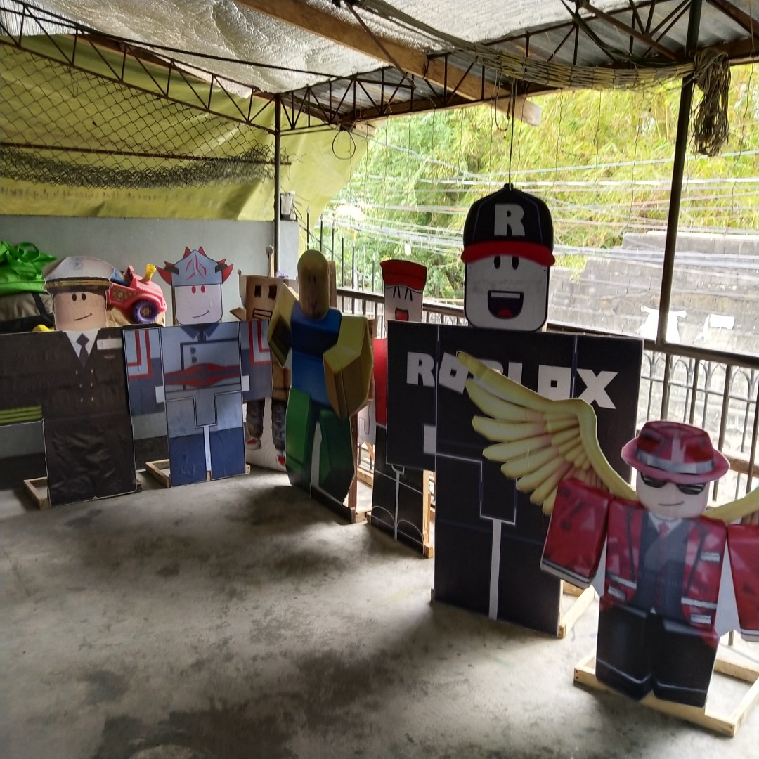 Roblox Standee, Hobbies & Toys, Stationary & Craft, Art & Prints on ...