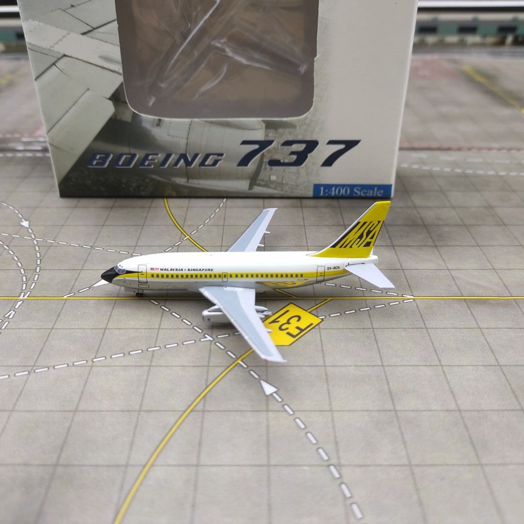 *LAST PIECE* 1:400 B737 Malaysia Singapore Airline (MSA), Hobbies ...