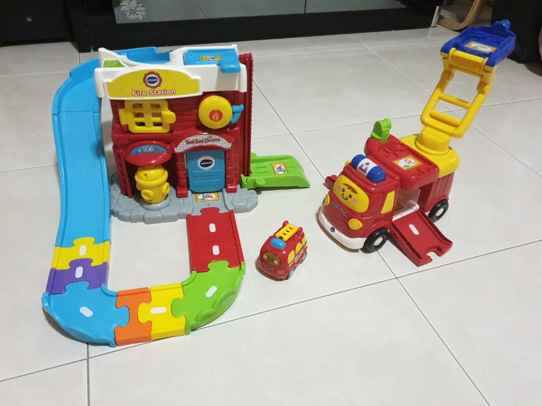 VTech Go! Go! Smart Wheels Fire Command Rescue Center Playset, Hobbies ...