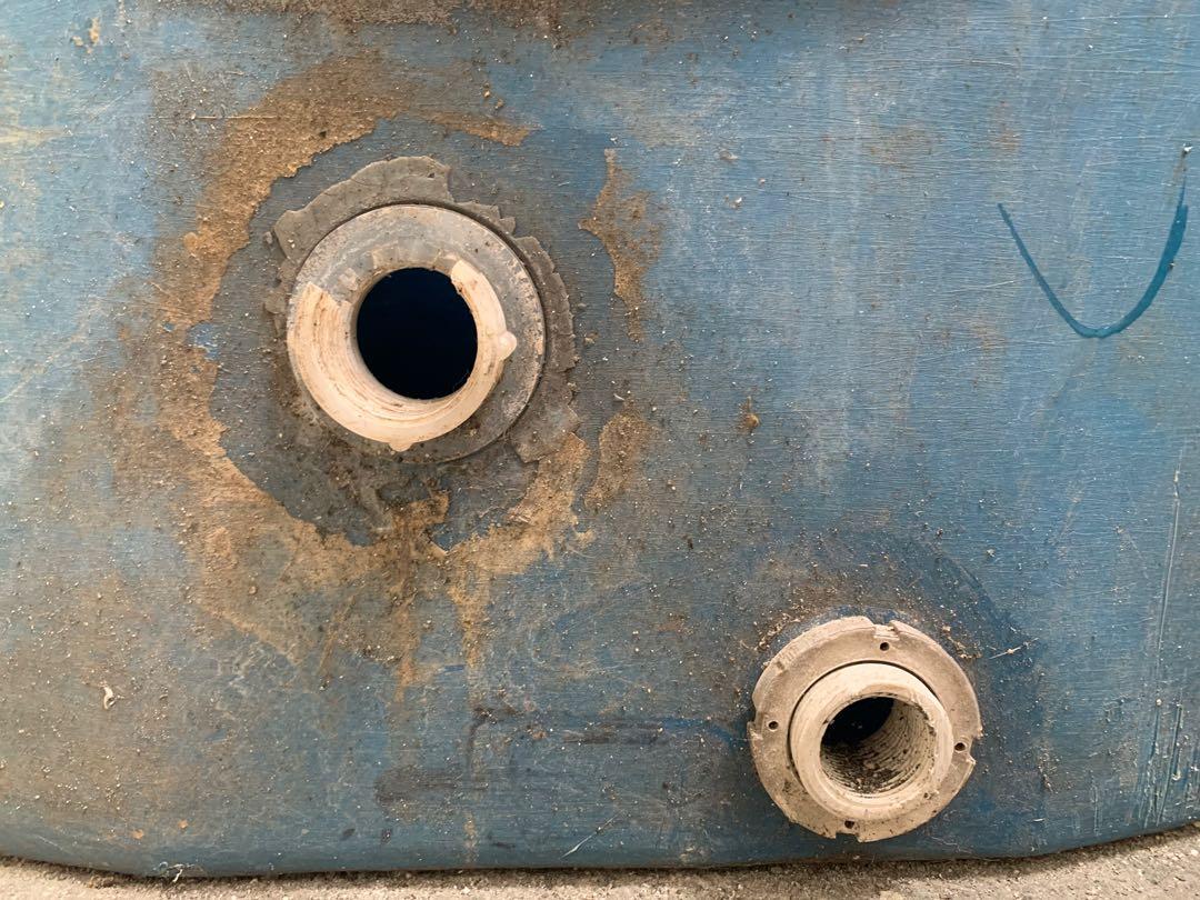 8-foot INCA Water Tank, Furniture & Home Living, Cleaning & Homecare ...