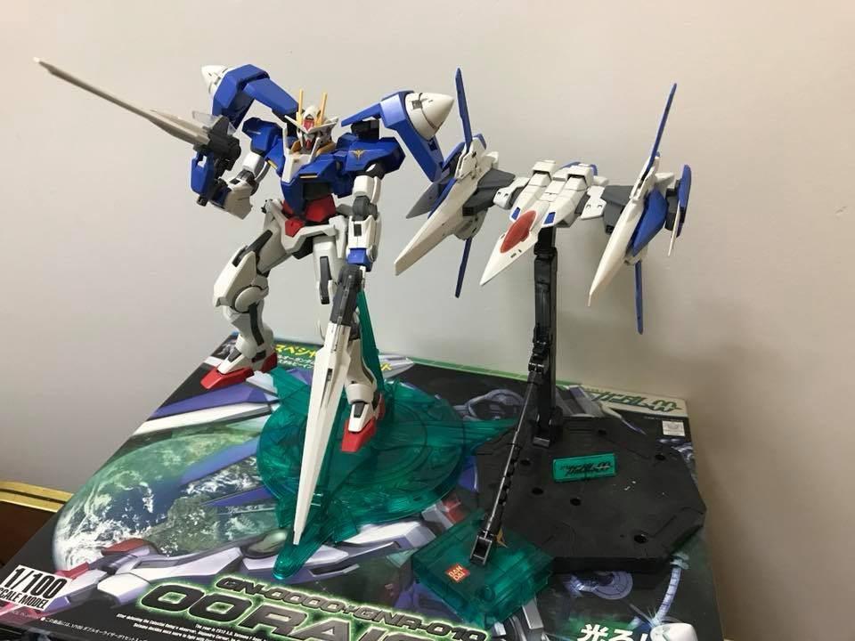 高達Gundam 00 RAISER 1/100 - 完成品, 興趣及遊戲, 玩具 & 遊戲類 - Carousell