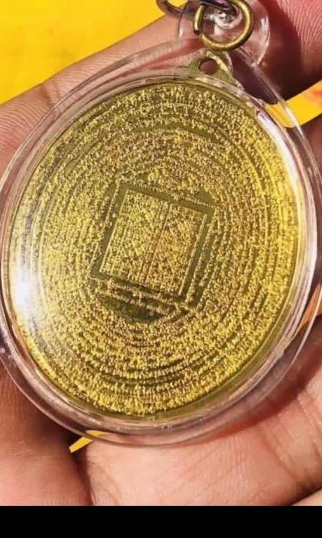 Archan Vorapon AJ Bes, Hobbies & Toys, Memorabilia & Collectibles ...